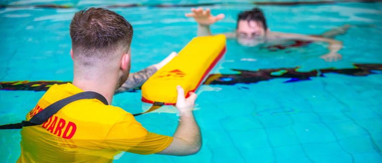 STA International Pool Lifeguard – STA.co.uk